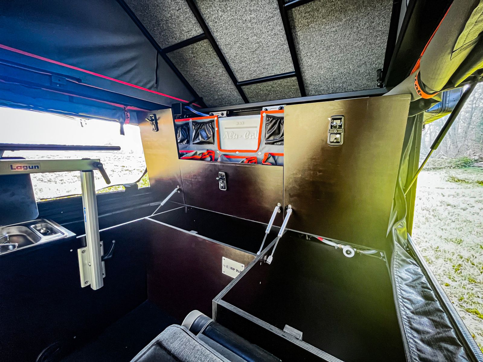 FORD RANGER PXII CANOPY CAMPER - BIVOUAC - Tous les accessoires et les ...