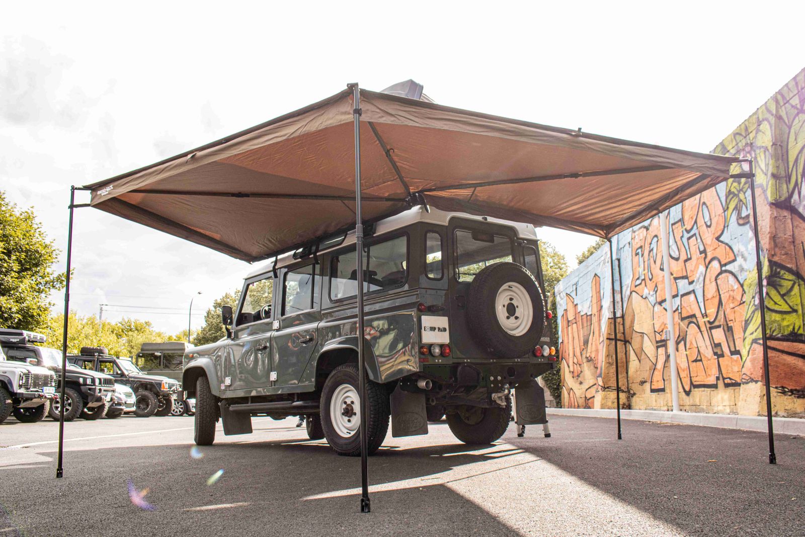LAND ROVER DEFENDER 110 - BIVOUAC - Tous les accessoires et les ...